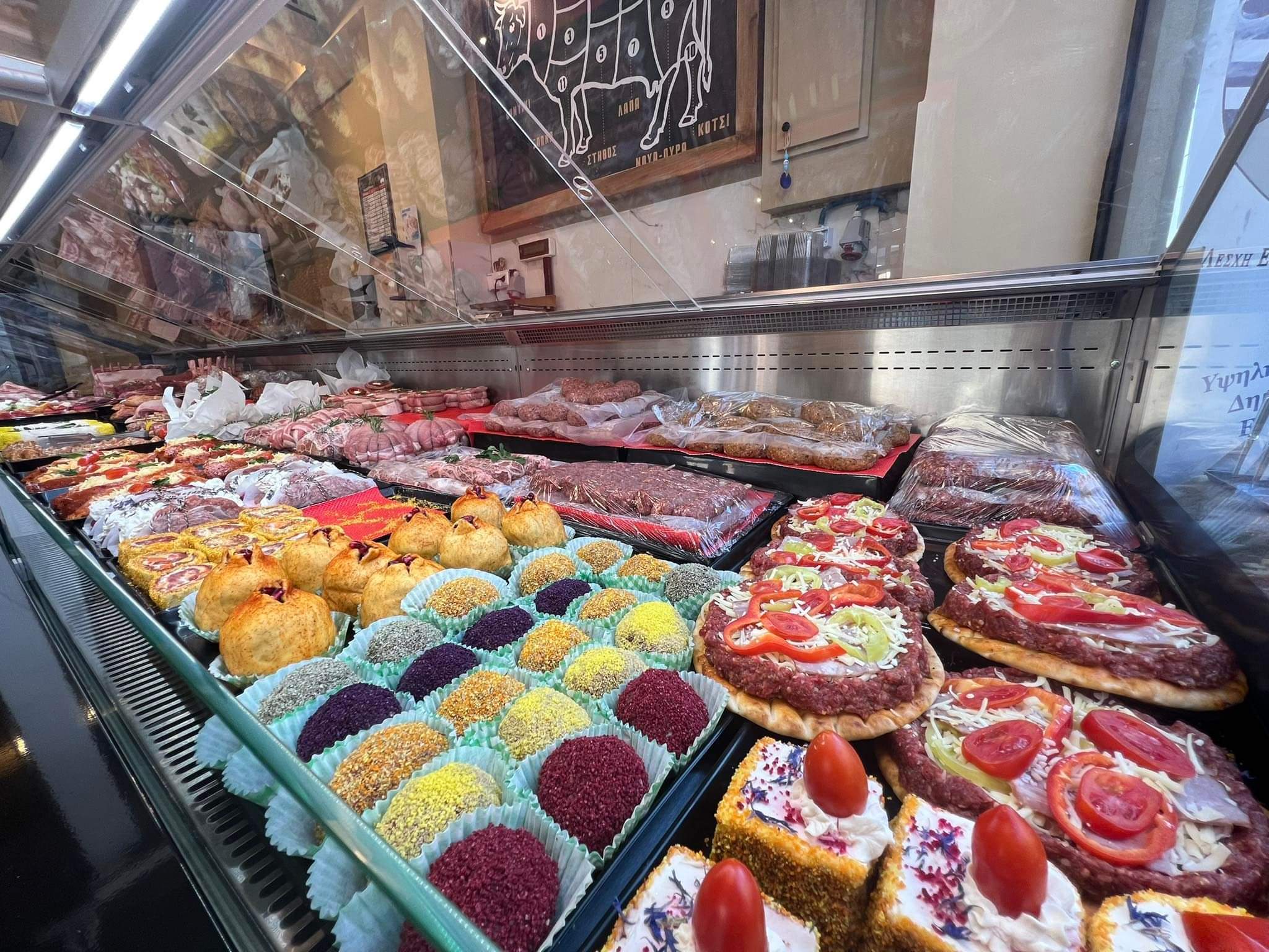 ΚΡΕΑΤΑΓΟΡΑ ΚΑΡΚΑΜΠΟΥΝΑΣ: Εγκαινιάστηκε το νέο κατάστημα - Meatplace