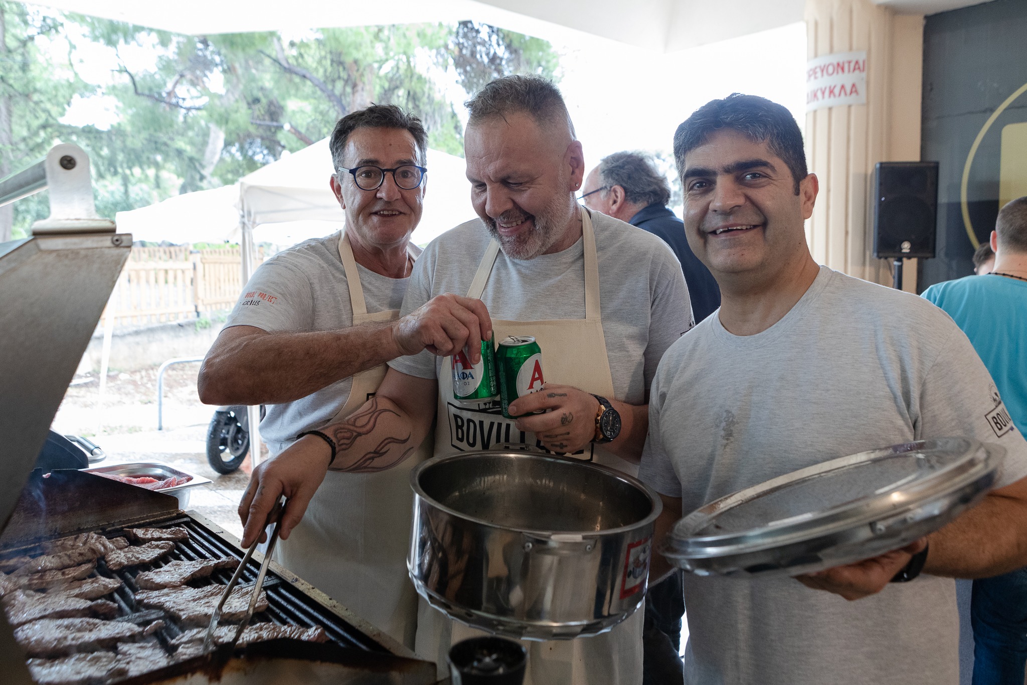 BBQ από τους Bovillage Ambassadors και το The Foukou Project - Meatplace